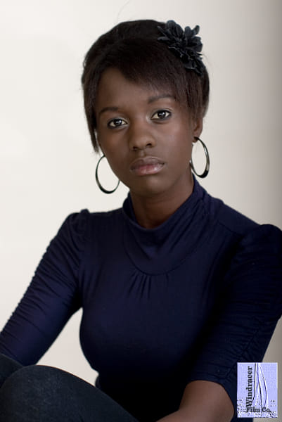 Laura Sad portrait by Jeff Carlson | 500px