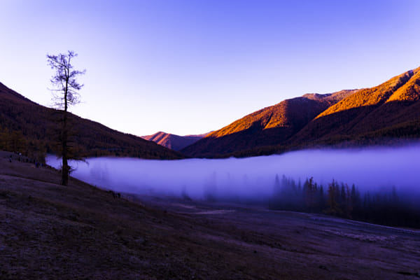 Early Morning Kanas Immortal Bay, Xinjiang, China by Alfred Zhang | 500px