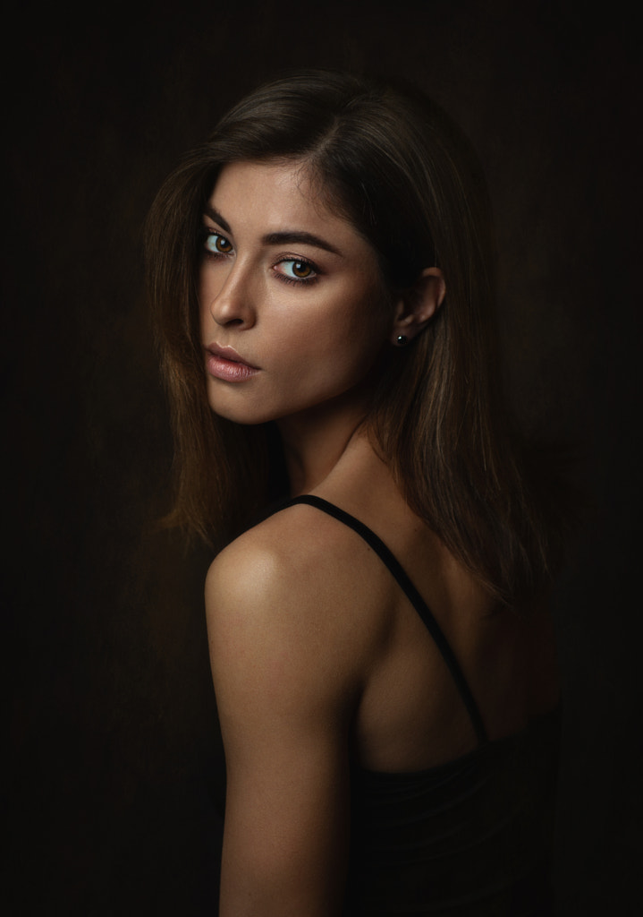 Alisa by Zachar Rise / 500px