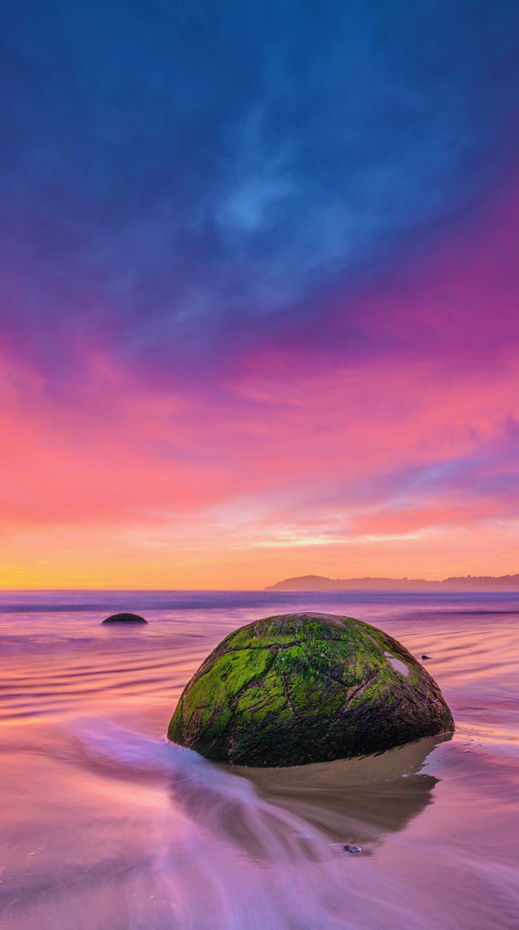 On The Button by Timothy Poulton / 500px