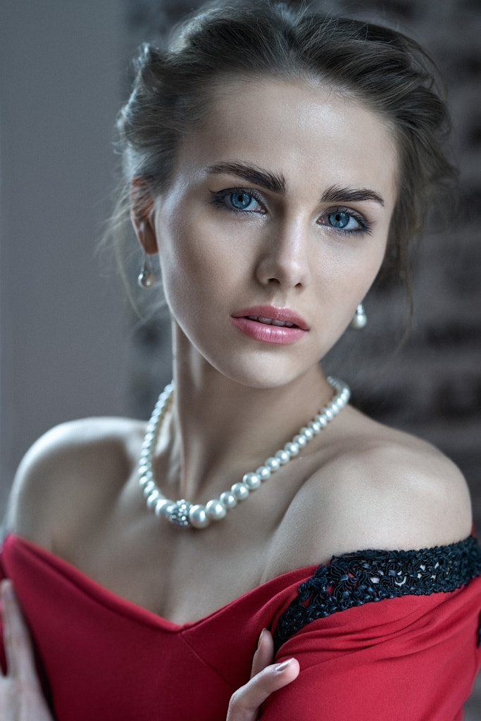 Anastasia by Anatoly Komissarov / 500px