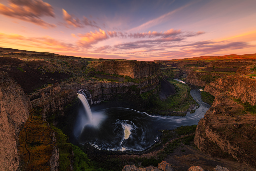 Palouse Falls Sunrise by Annie Fu / 500px