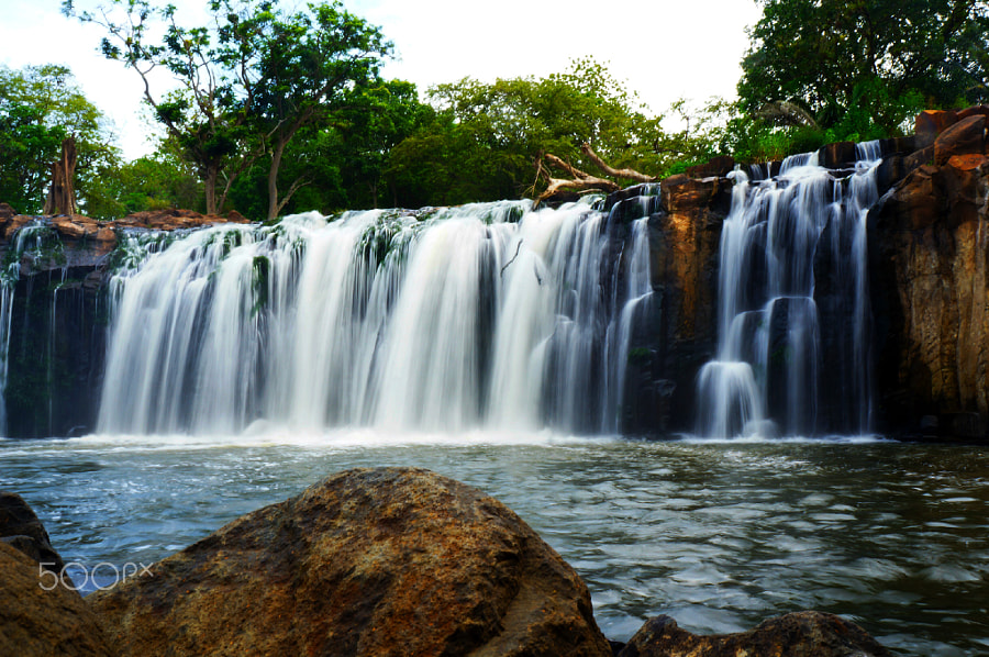 El chorro de la Chorrera by Hildebrando Santana / 500px
