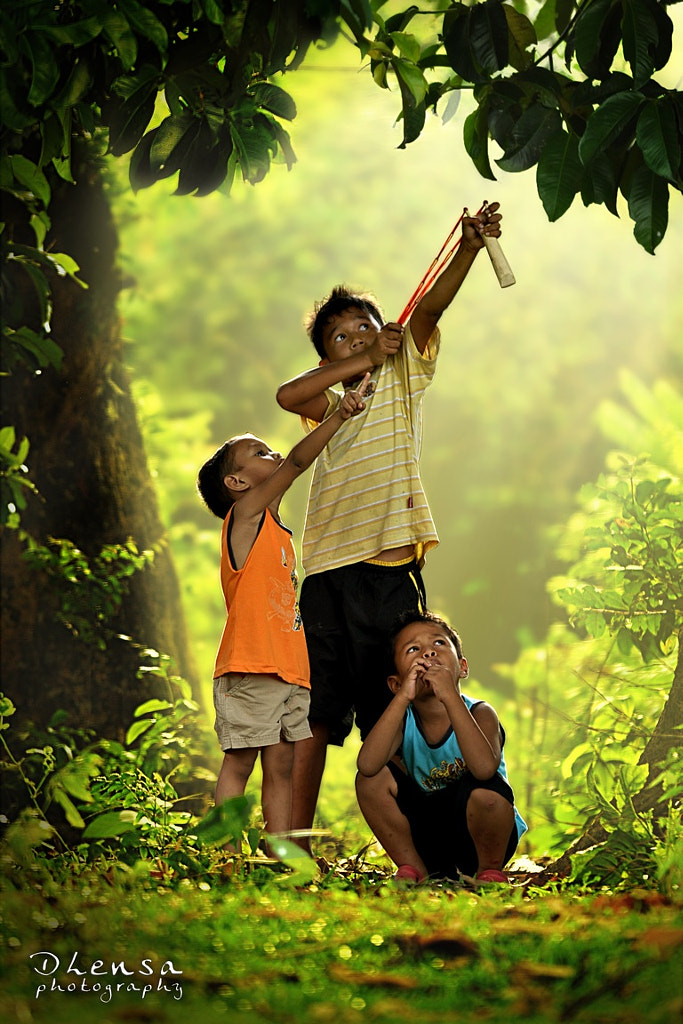 friend by chegu diman / 500px