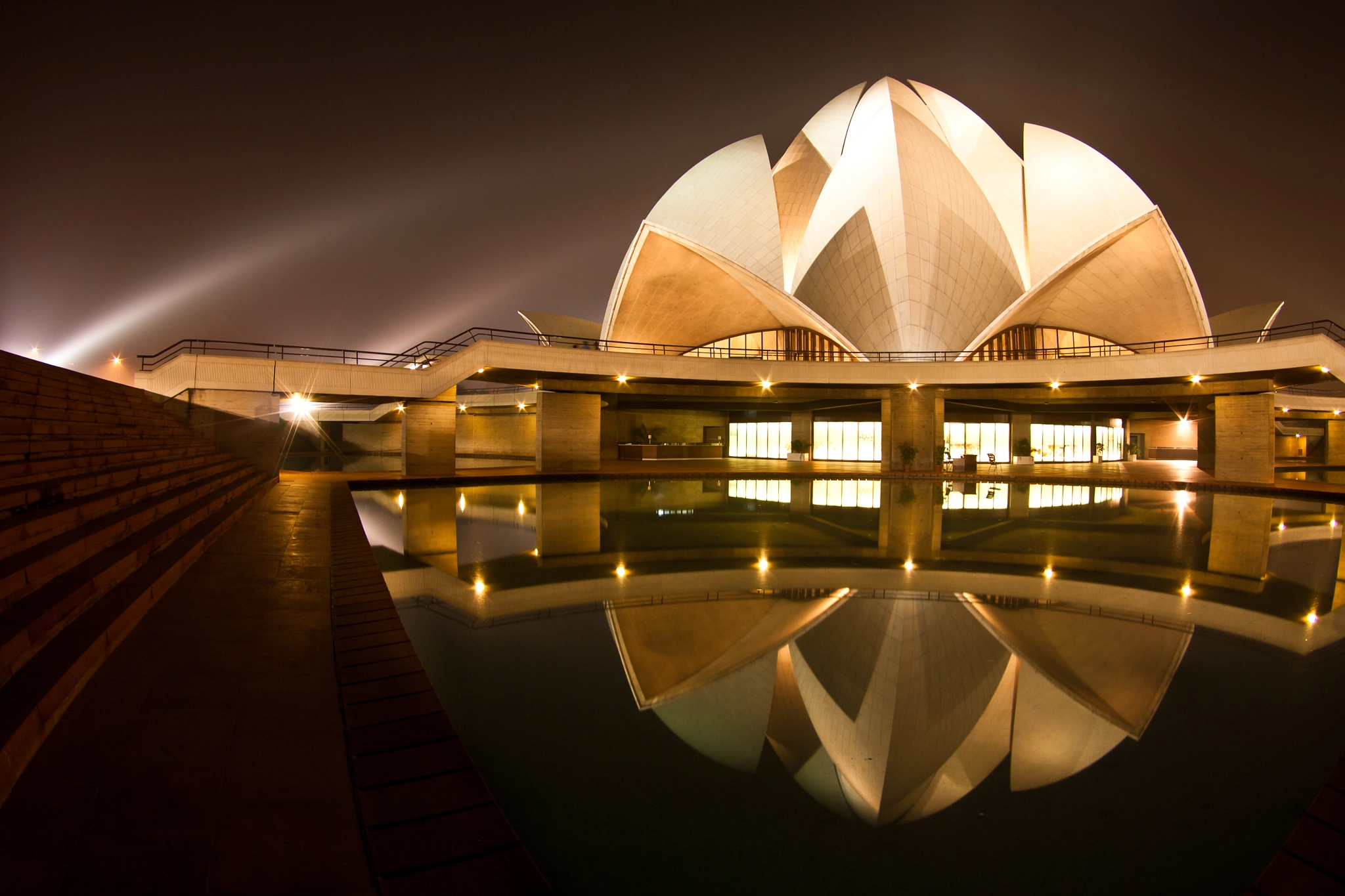 Templo del loto (Lotus temple) by Sebastian Delgado - Photo 3496184 / 500px
