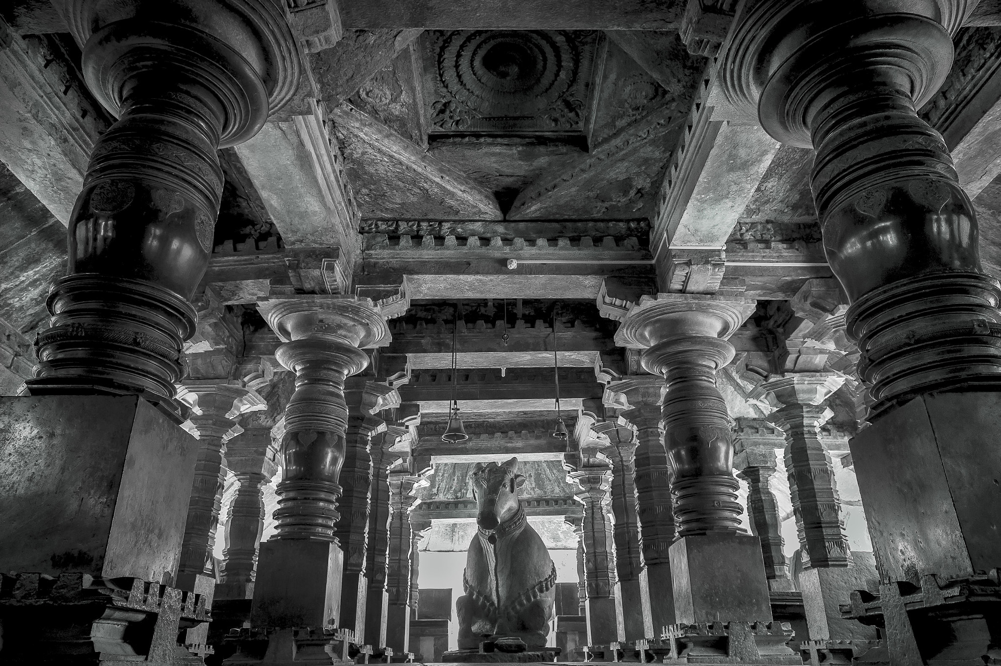 Bull temple by Astro Mohan / 500px