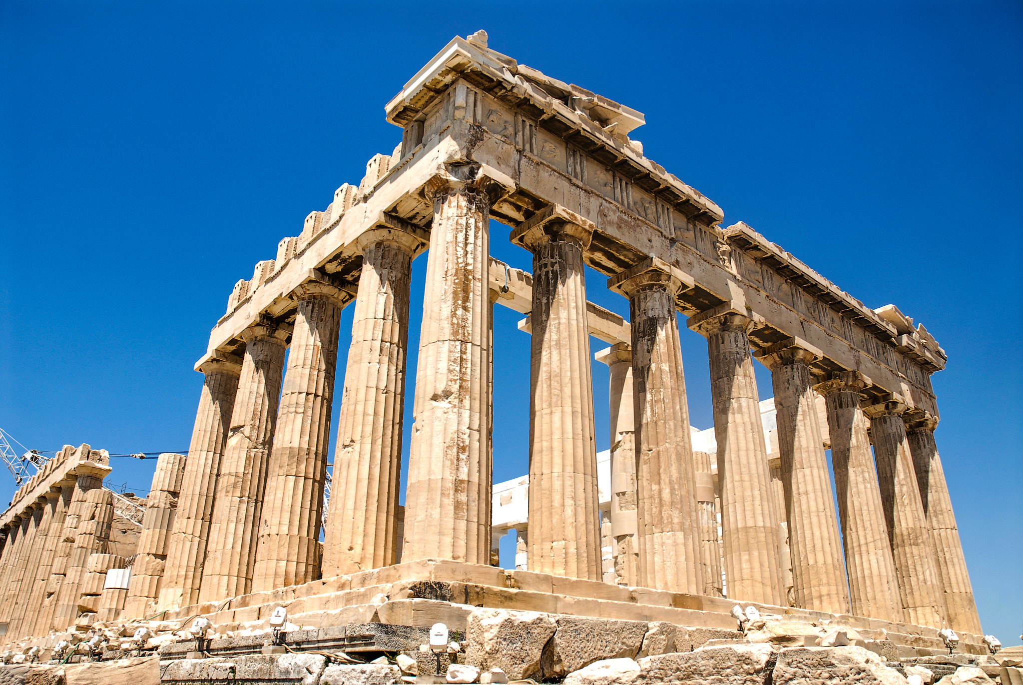 The Parthenon 01 by Alberto Arochas / 500px