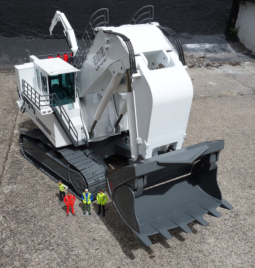 1:50 Conrad Liebherr R996 996 Mining Shovel diecast model by ...