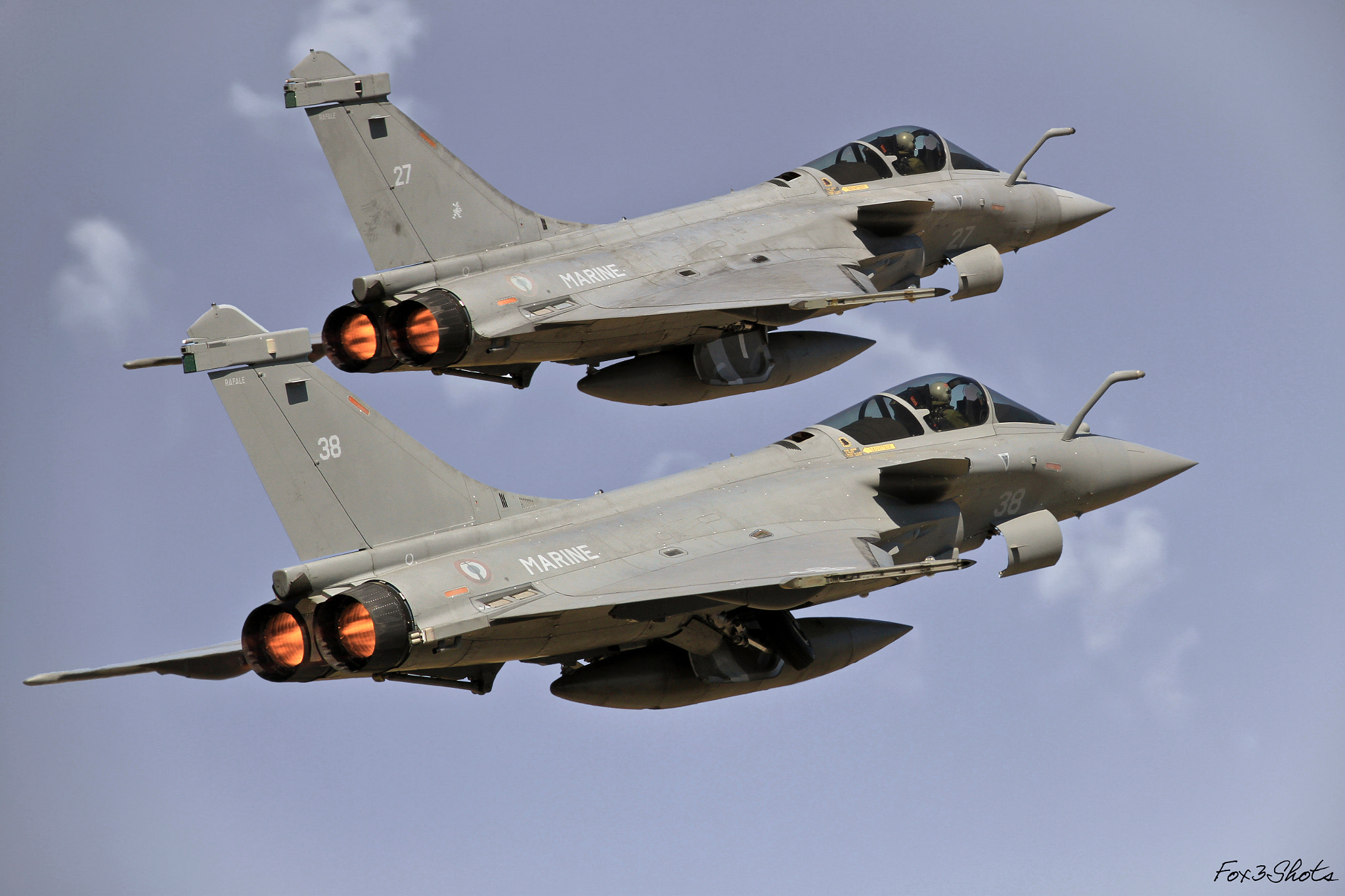 Rafale M Close Formation Take-Off by Fox3 Shots / 500px