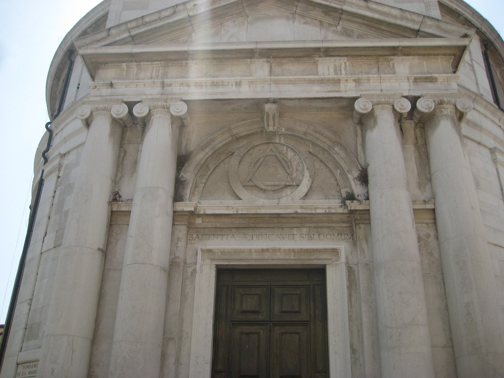 Sapientia aedificavit sibi Domum by Lubbert Das / 500px