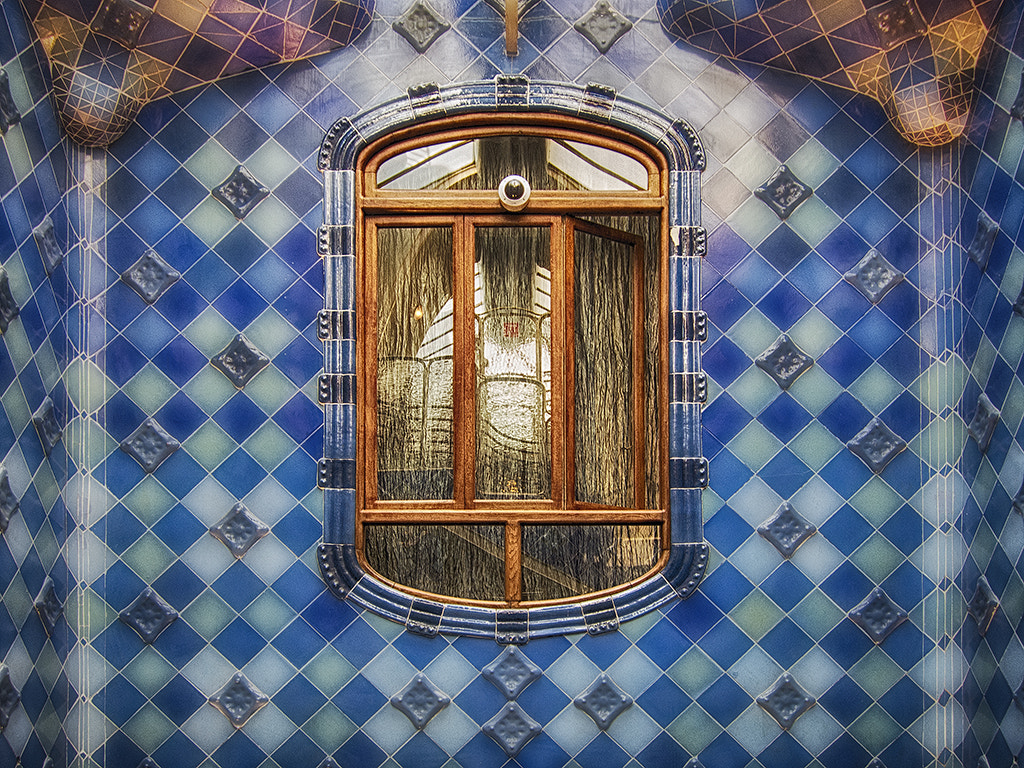 The Floating Window by Paolo Albertini / 500px