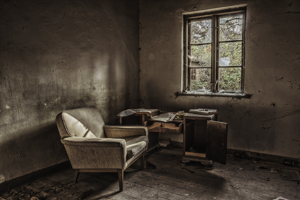 Relax by the window by Rasmus Baudtler / 500px