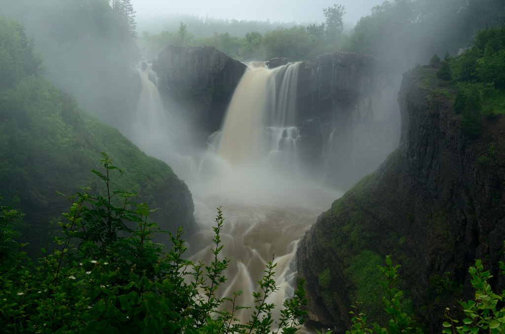 High Falls of the Pigeon River by allisonherreid / 500px