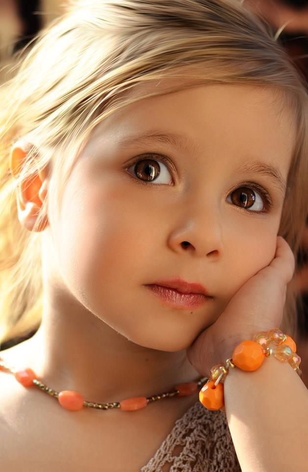 brown eyes by J Marx / 500px