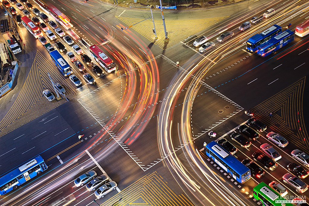 Symmetry by Sungjin Kim / 500px