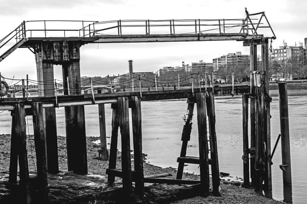 Along the river bank by Eddie Chui | 500px