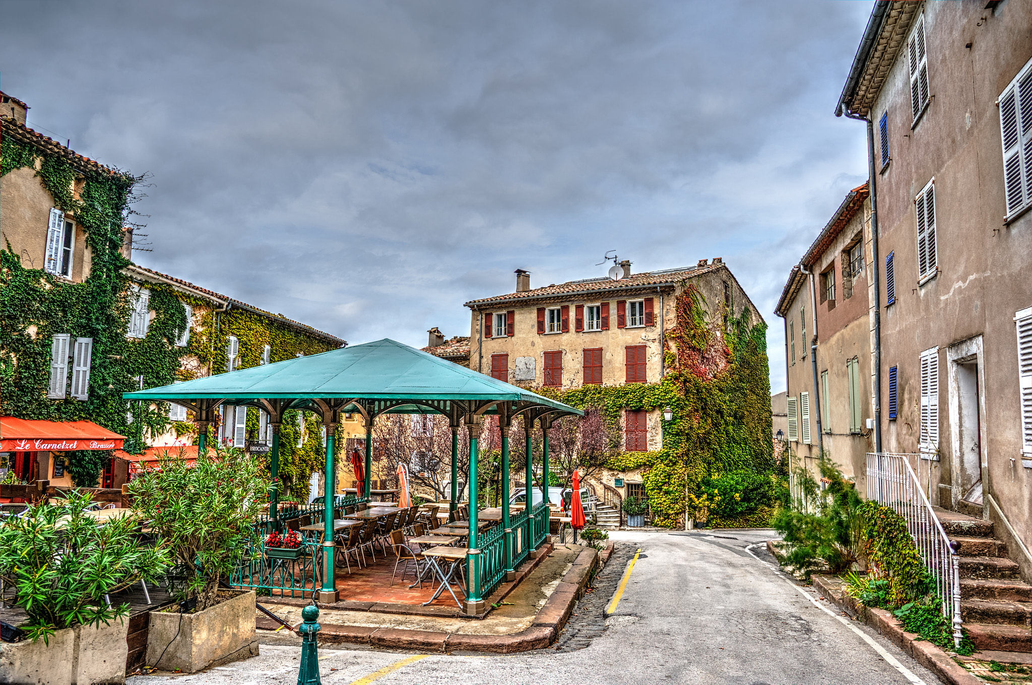 La Garde Freinet by britarog / 500px