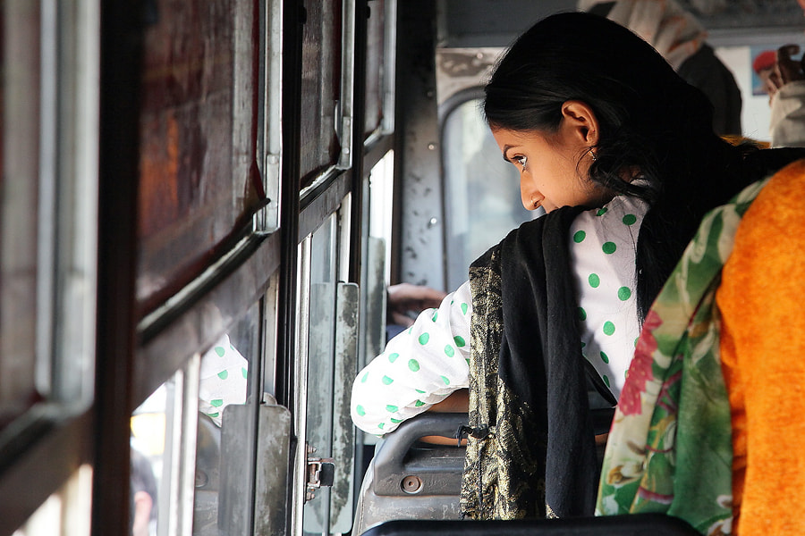 Pushkar Bus by Soumyendra Saha / 500px