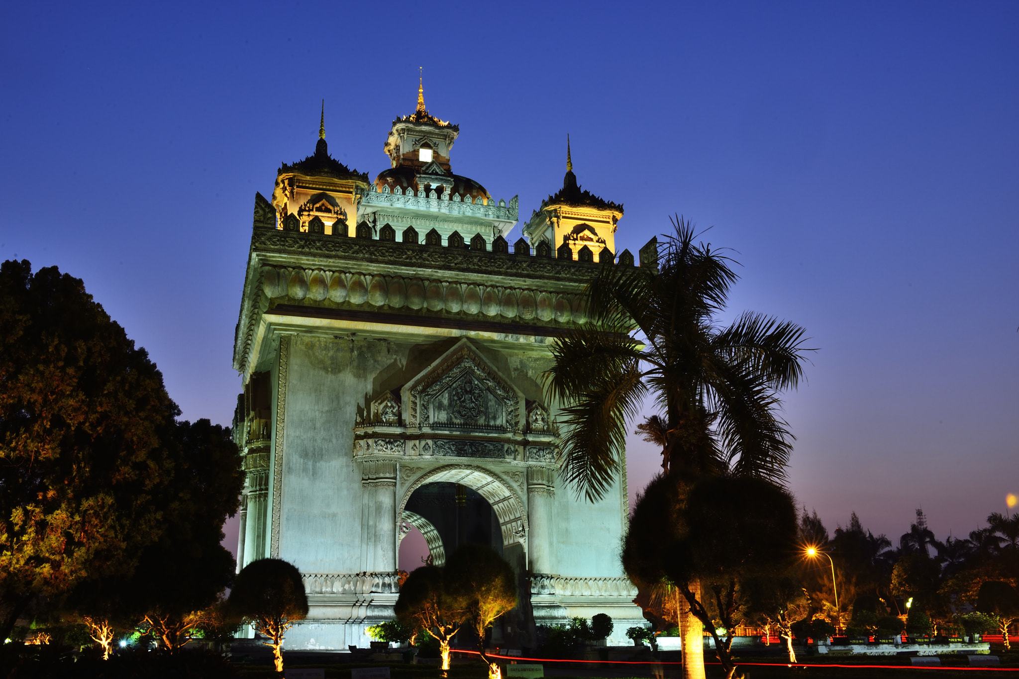 PATUXAI by Wonbong Yu / 500px