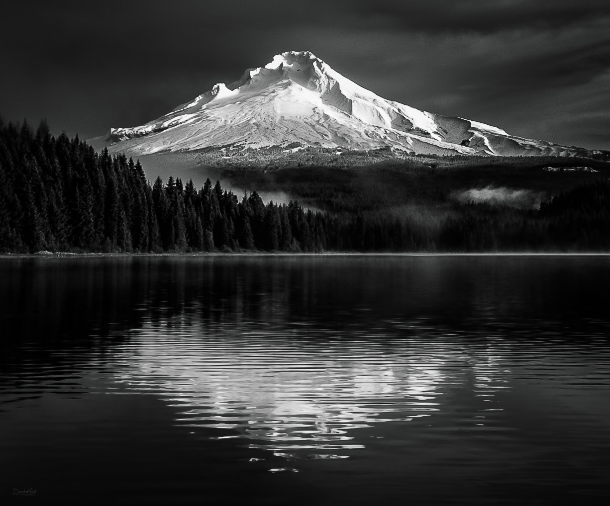 Mount Hood at Trillium Lake by Derek Kind | 500px