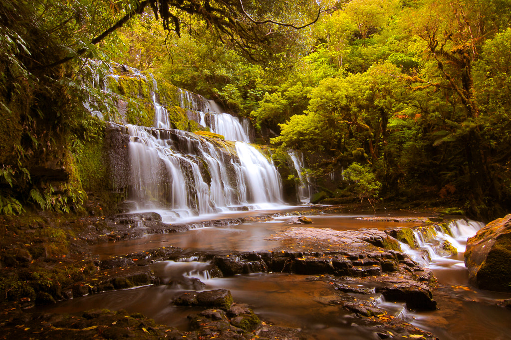 waterfall by Fox Wysocki / 500px