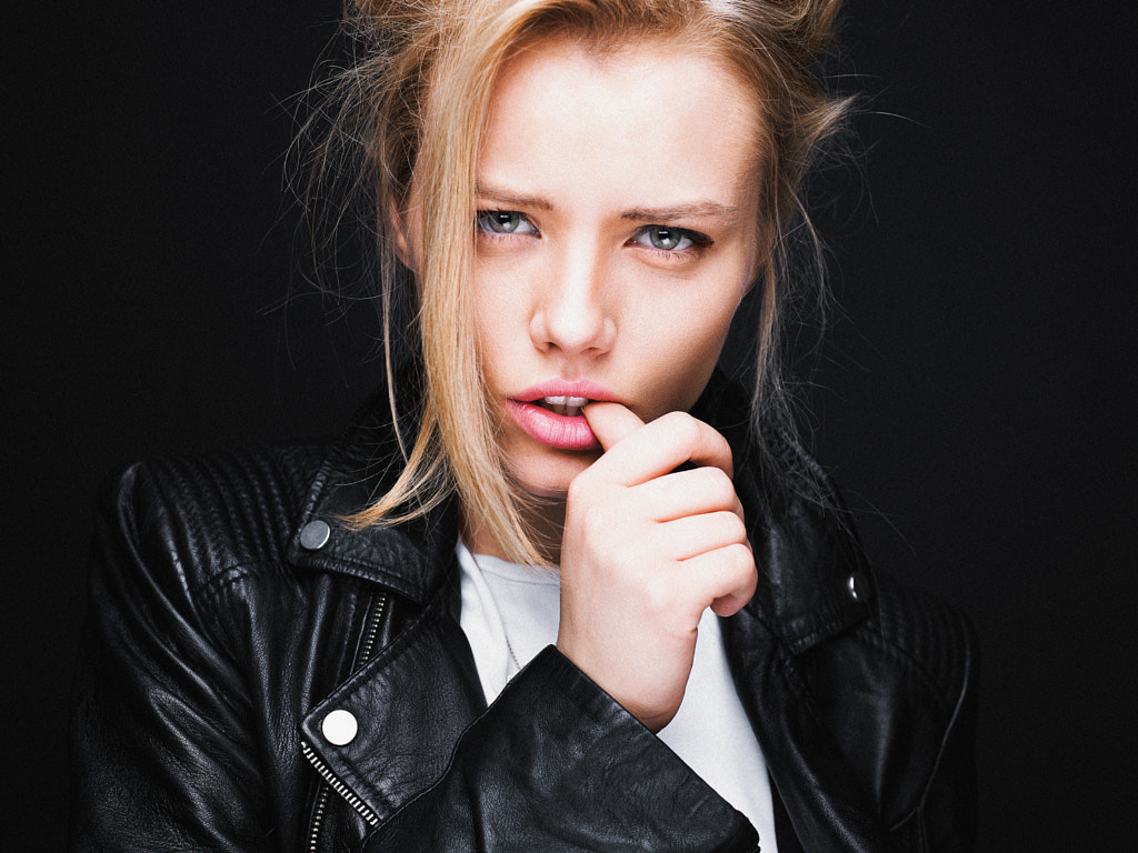 Alyona by Egor Kuzmin / 500px
