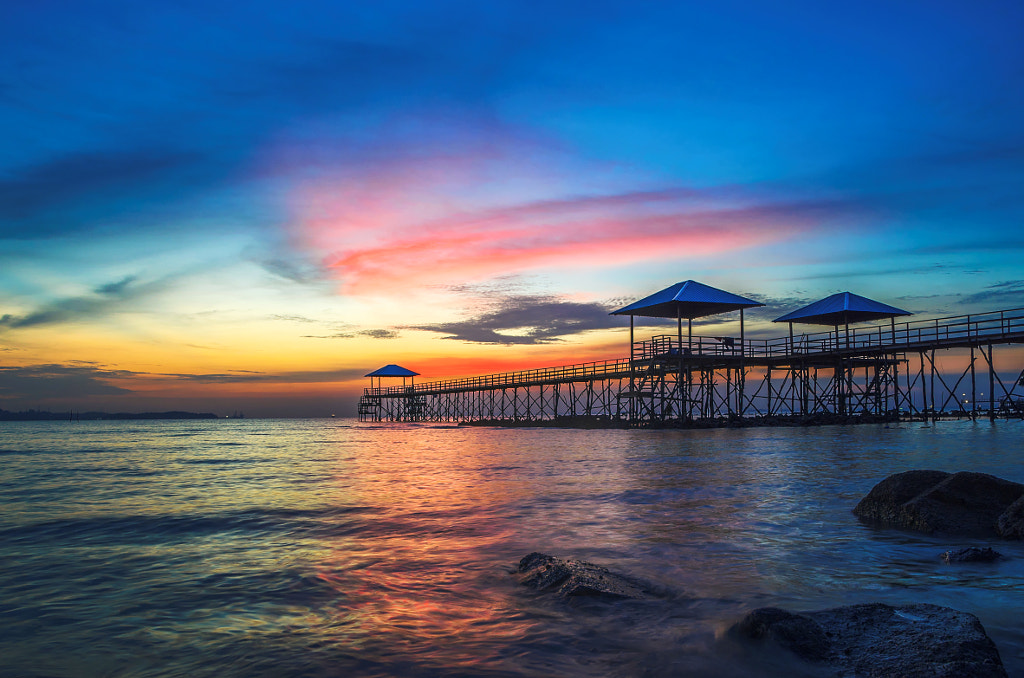 nongsa twilight by Desmond Chan / 500px