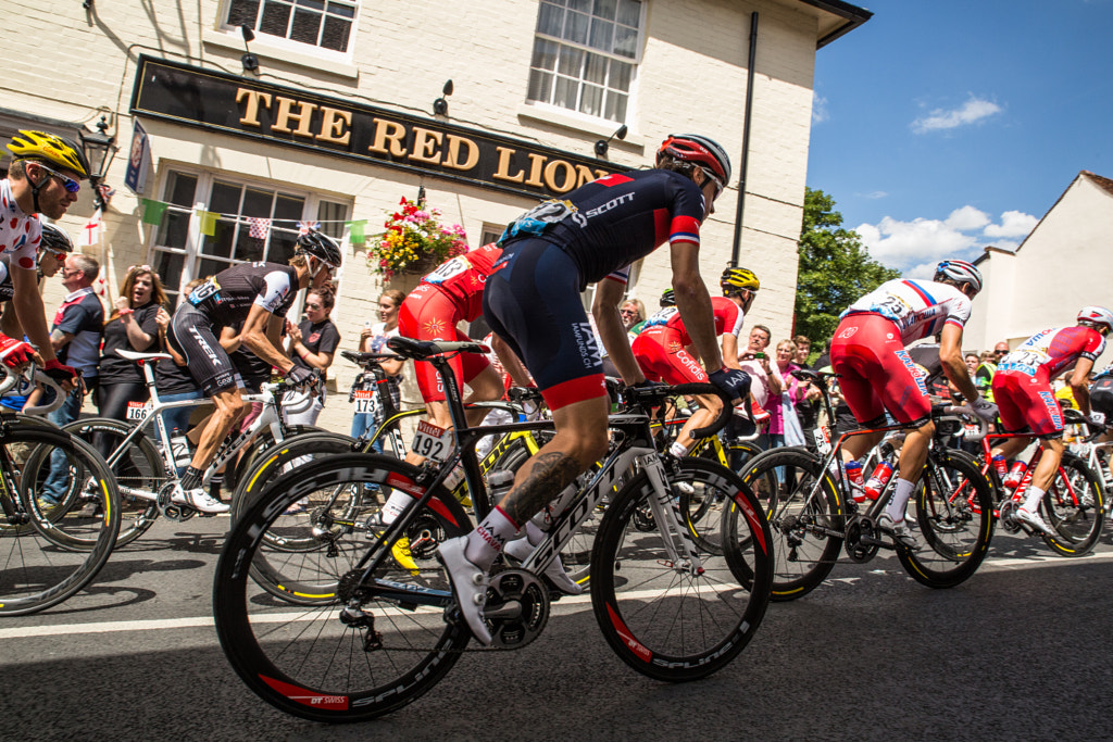 The peloton by Helen Hooker / 500px