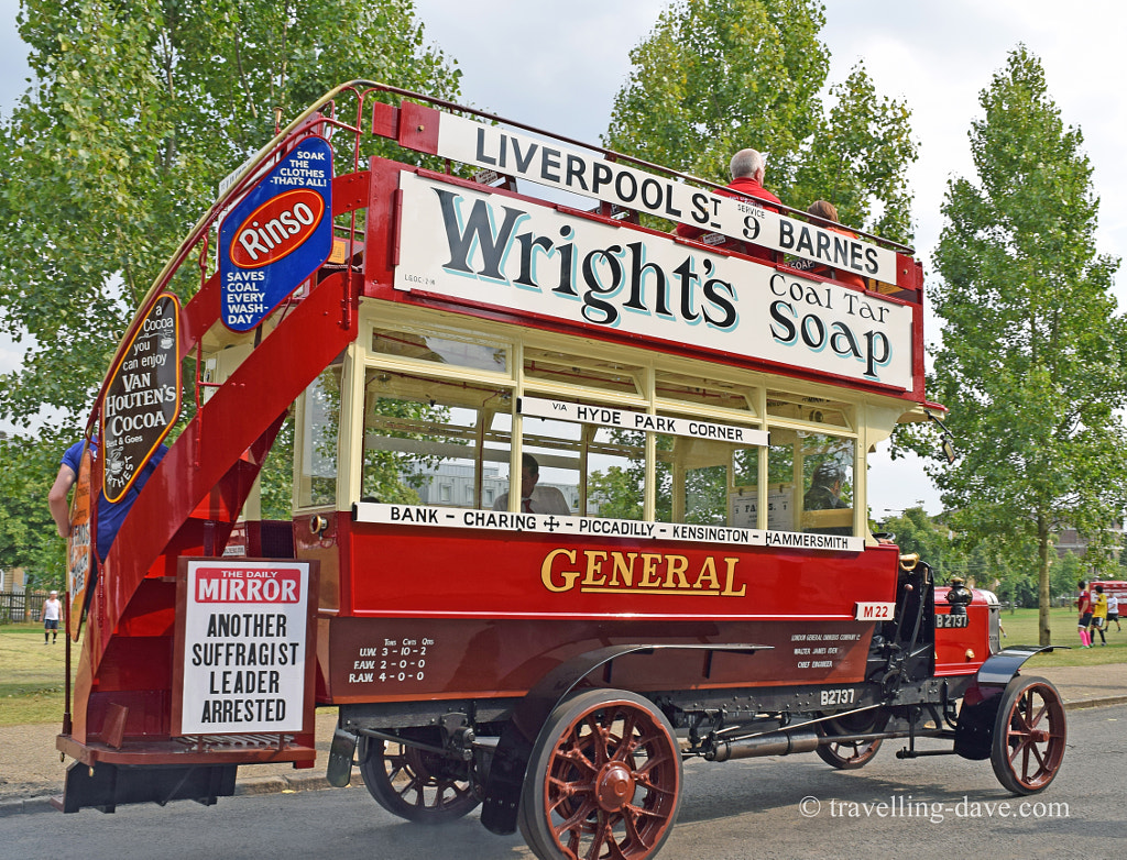 Old London bus by Davide Cioffi / 500px