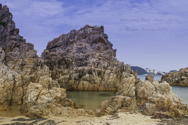 Suishohama beach-Fukui-Japan by Adriana Arakaki / 500px