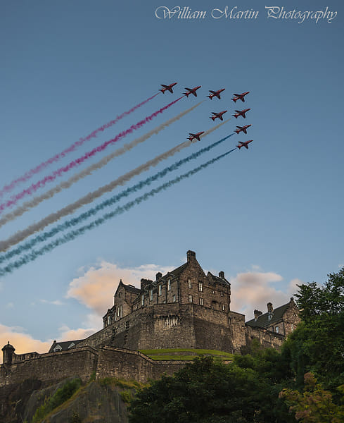 Arrows over Edinburgh by William Martin | 500px