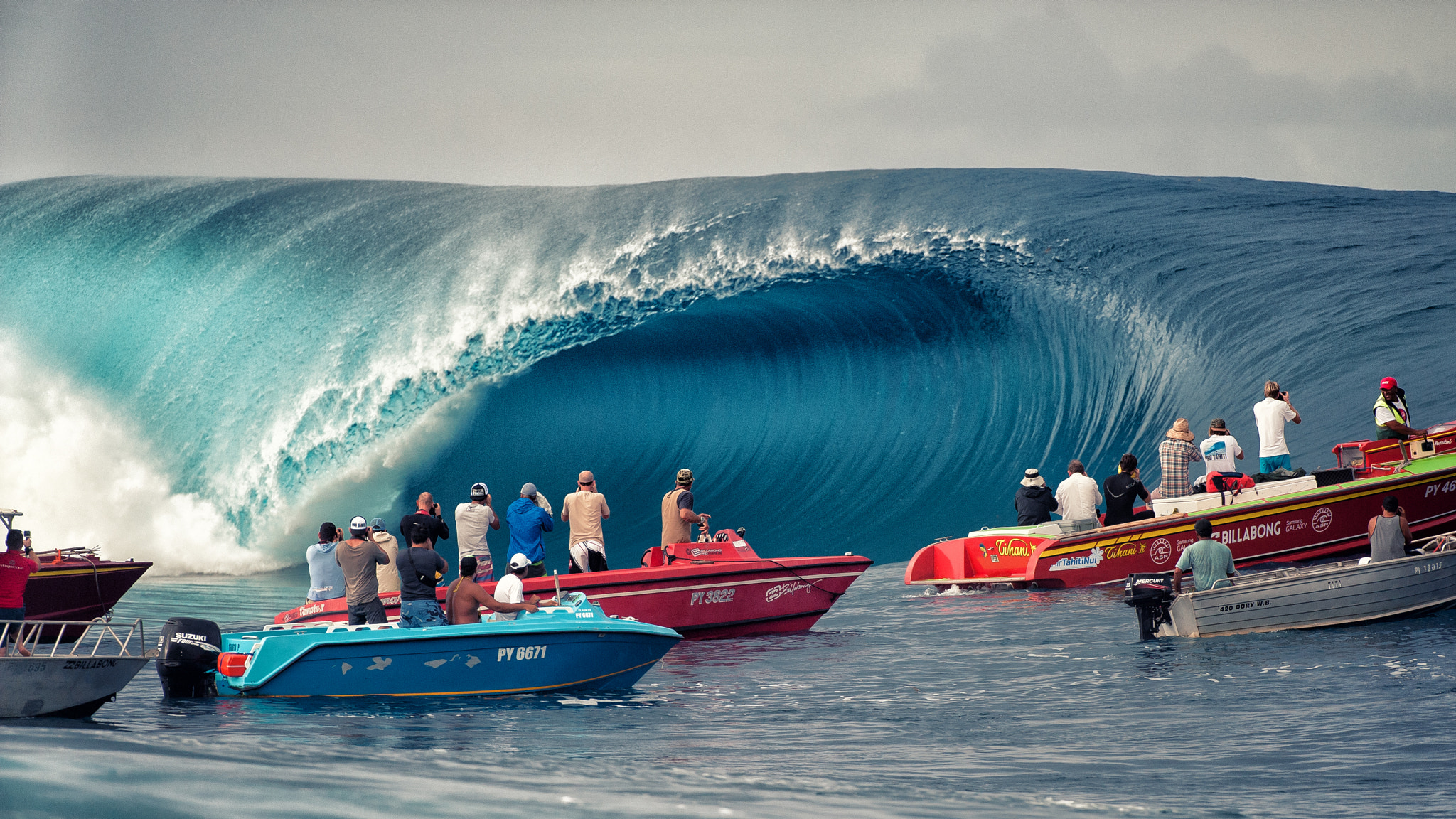 Teahupoo by julien boissieres / 500px