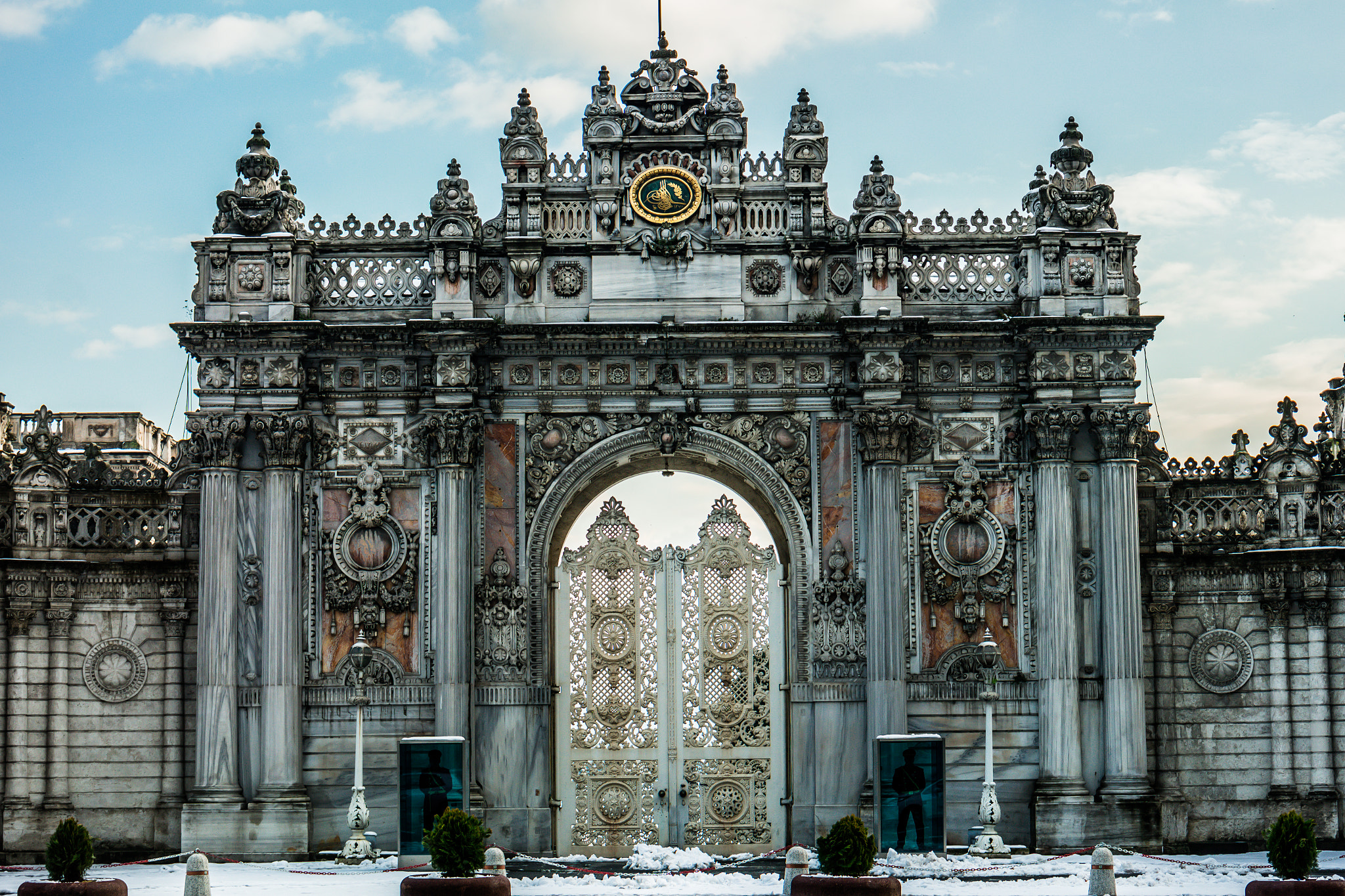 Dolmabahce Palace by Hwanhee Ryu / 500px