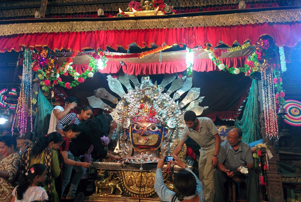 Aakash vairab being worshipped by Suresh Shrestha / 500px