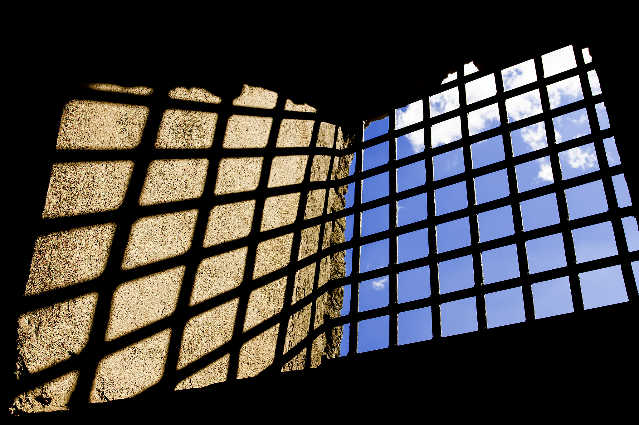 Cell window by Stanislav Yanev / 500px