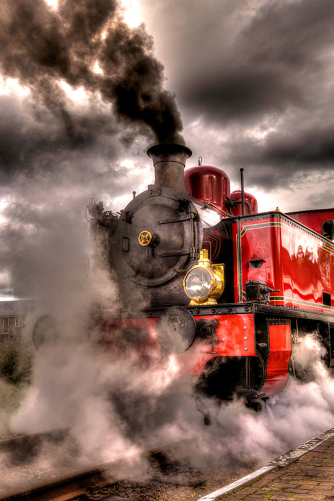 Dampf by Dieter Eschenbacher / 500px