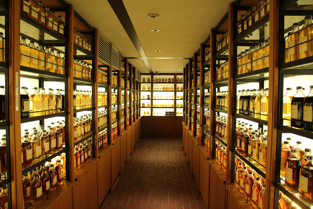 Whisky Library by Kentaro Matsushita / 500px