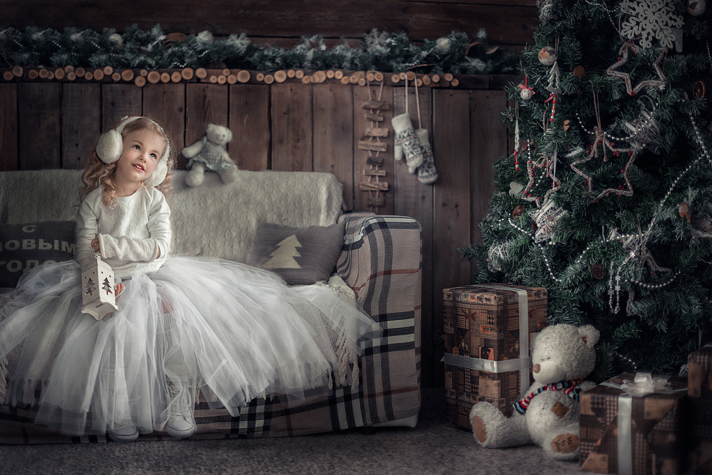 waiting for a miracle by Irena Sochivets / 500px