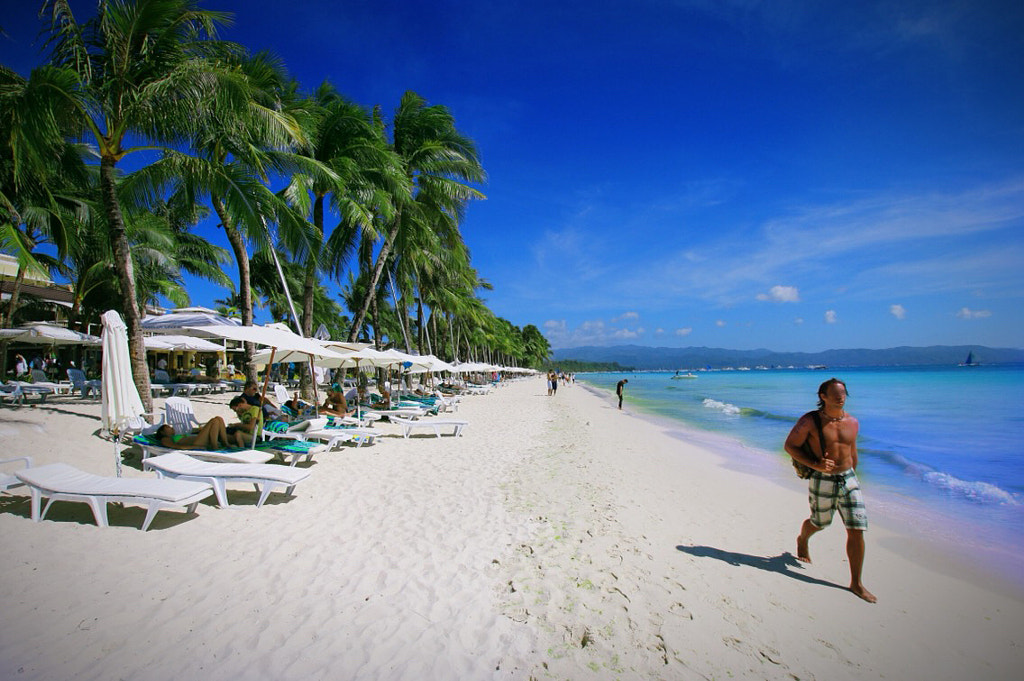 Boracay White beach by Boram Park / 500px