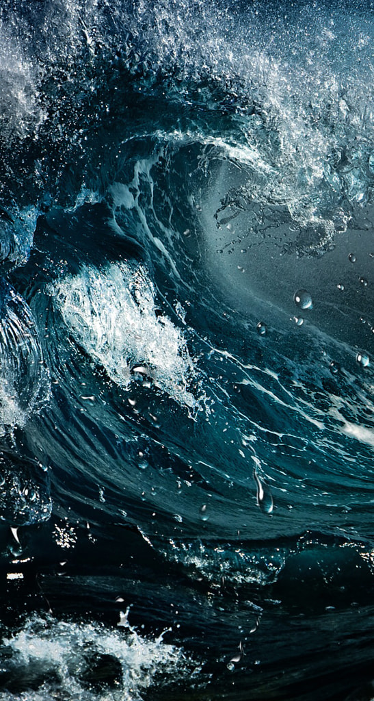 Amazing water wave by Sander van Maurik / 500px