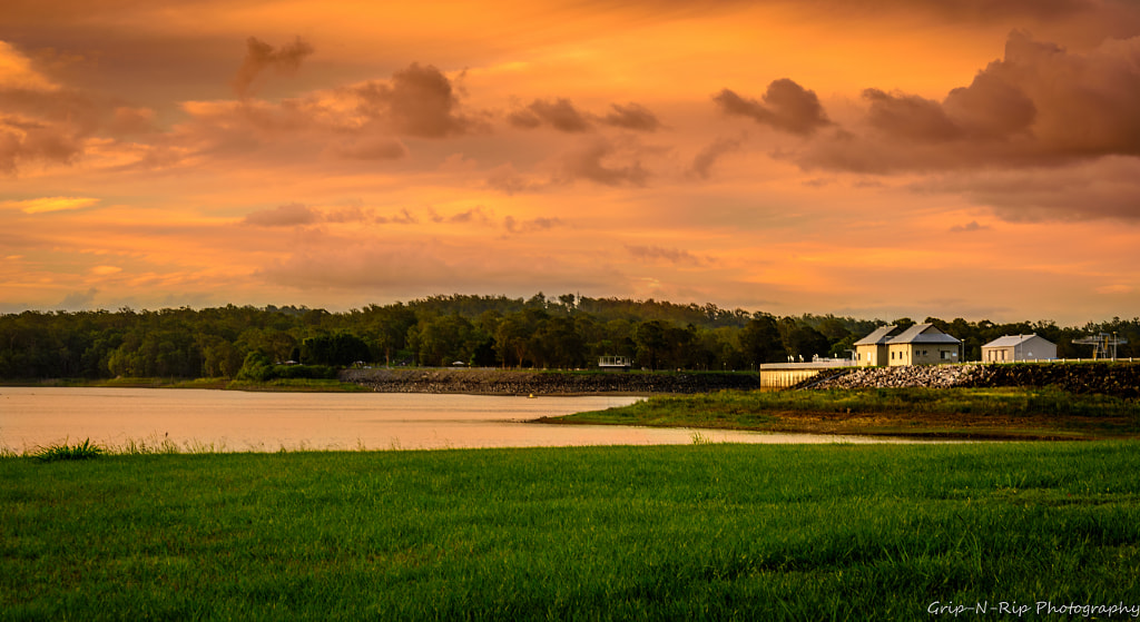 Lake Samsonvale, The Dam Wall by Shane Reynolds / 500px
