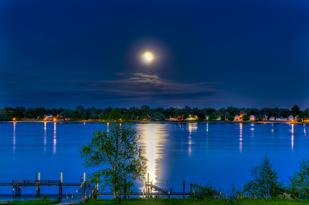 View on Niagara River - Tonawanda Canal from Grand Island New York by ...